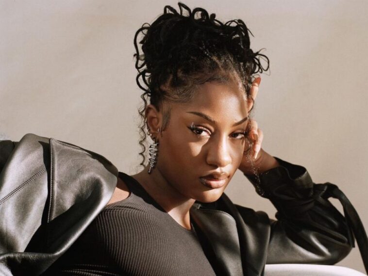 Tems Makes History As First African Artiste To Debut At No 1 On ...
