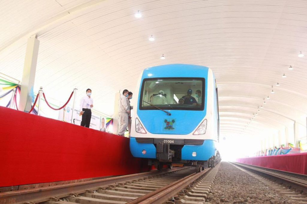 PHOTOS: Sanwo-Olu Inaugurates Blue Line Rail In Lagos | Kanyi Daily News