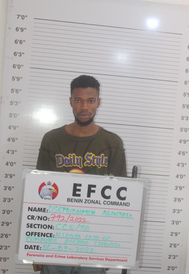 EFCC: Ex-Convict Among 12 'Yahoo Boys' Arrested In Benin | Kanyi Daily News