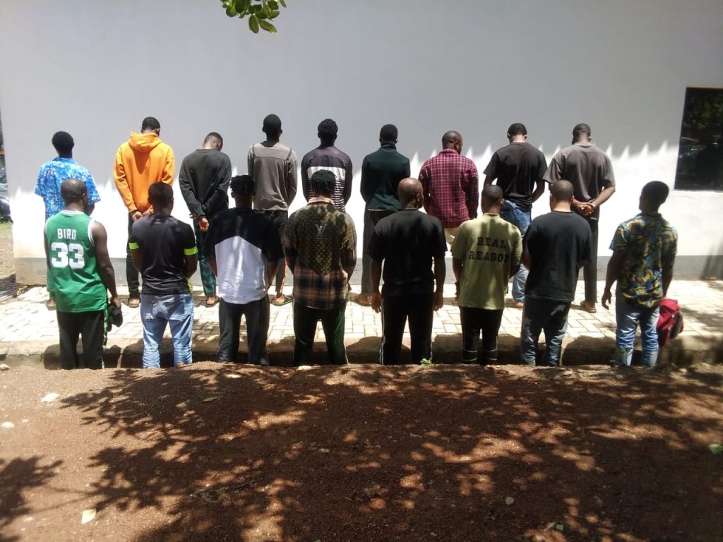 Two Exotic Cars, 26 Mobile Phones, Others Recovered As EFCC Arrests 17 Suspected 'Yahoo Boys ...