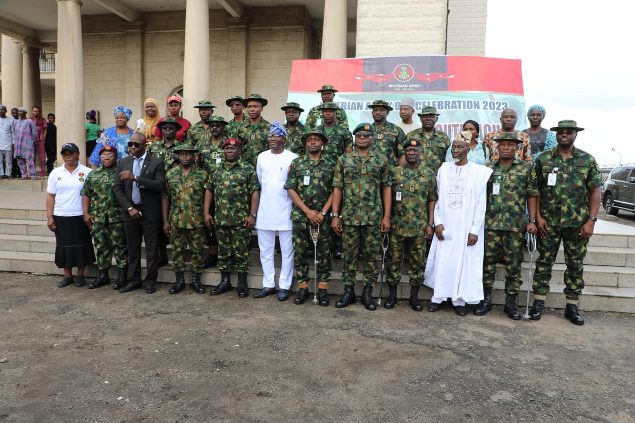 NADCEL 2023: Nigerian Army Touches Lives in Oja Oba, Mapo Community in ...