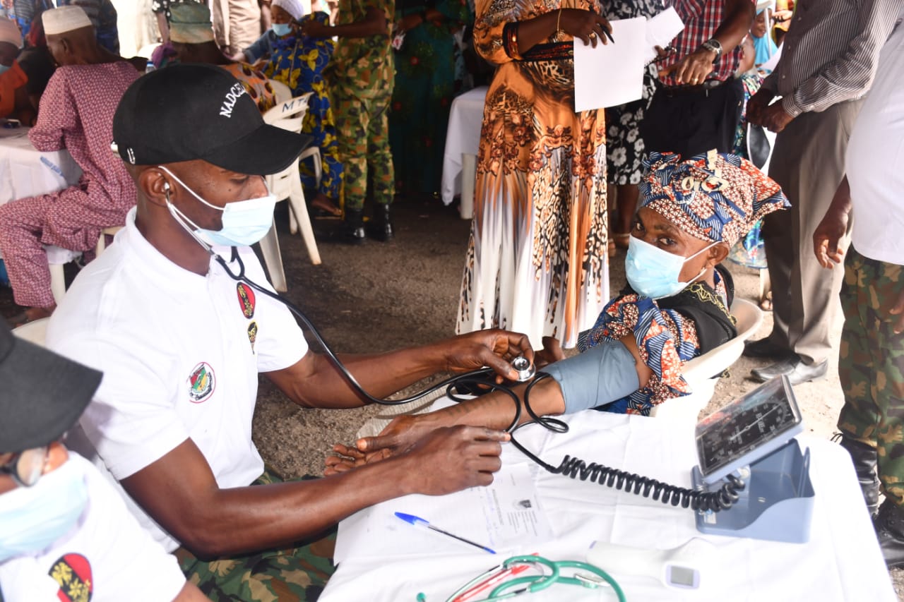 NADCEL 2023: Nigerian Army Touches Lives in Oja Oba, Mapo Community in Ibadan | Kanyi Daily News