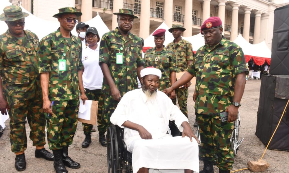 NADCEL 2023: Nigerian Army Touches Lives in Oja Oba, Mapo Community in Ibadan | Kanyi Daily News