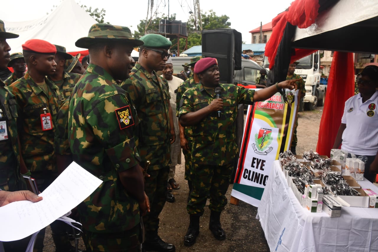 NADCEL 2023: Nigerian Army Touches Lives in Oja Oba, Mapo Community in Ibadan | Kanyi Daily News