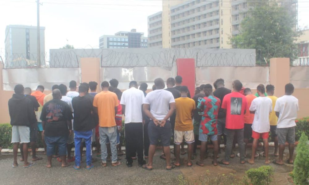 33 'Yahoo Boys' Land In EFFC's Net As Anti-Graft Agency Recovers Six Exotic Cars | Kanyi Daily News