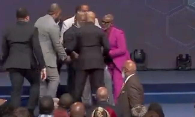 Bishop TD Jakes In Stable Condition After Suffering Medical Emergency During Sunday Sermon ...