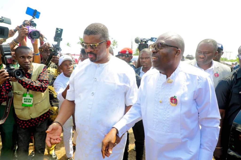 PHOTOS: Governor Sim Fubara, Alex Otti, other dignitaries attend burial ...
