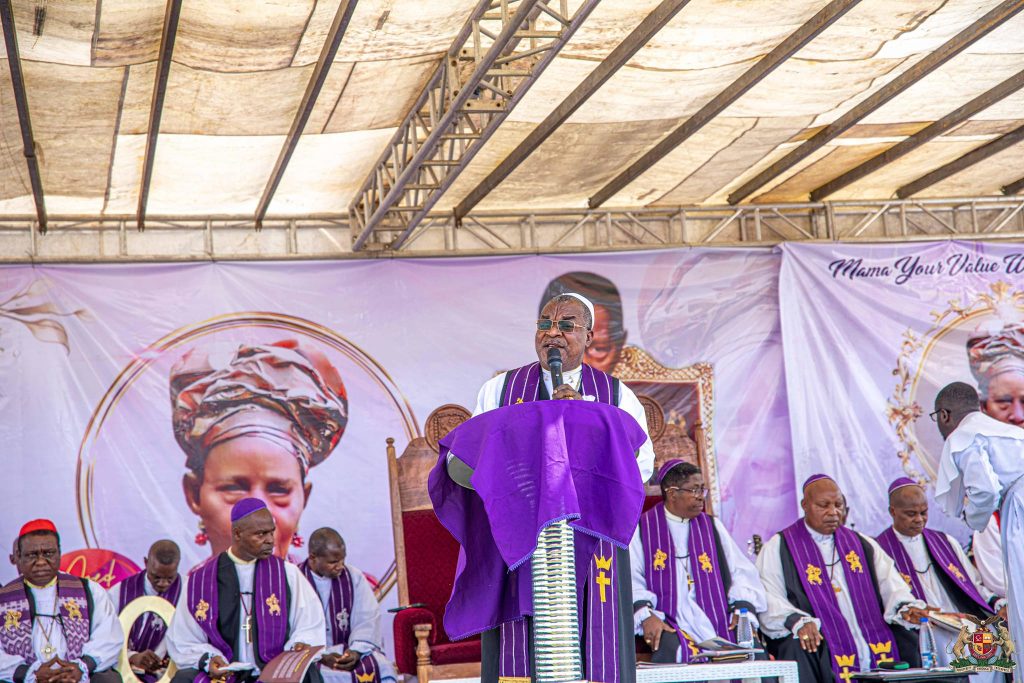 PHOTOS: Governor Sim Fubara, Alex Otti, other dignitaries attend burial ...