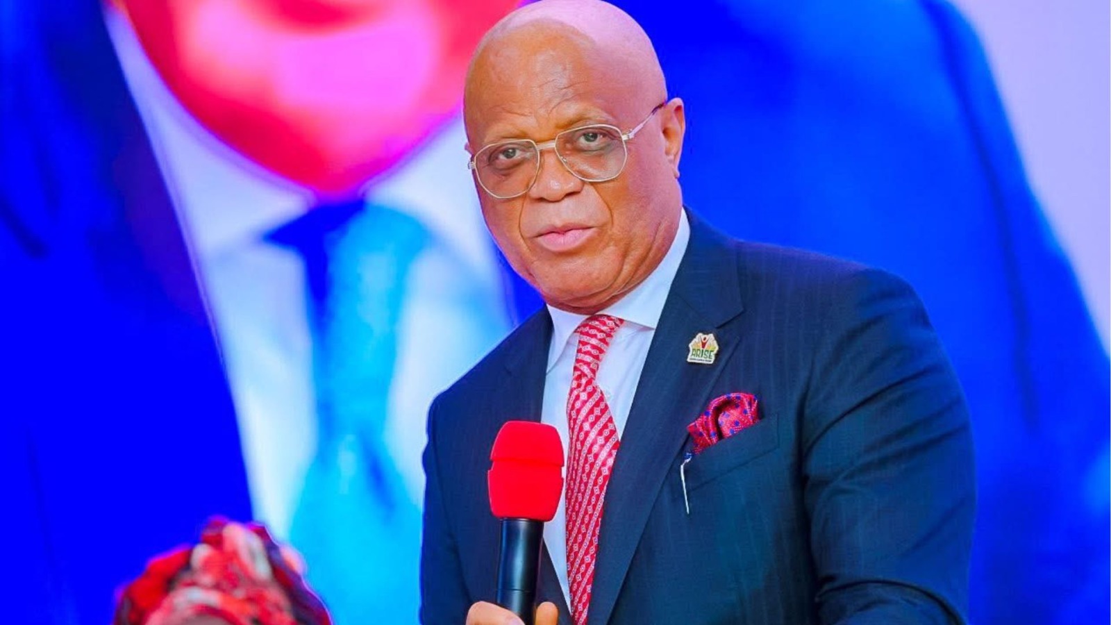 Governor Umo Eno Says None Of His Political Aides Earns Below ₦1m ...